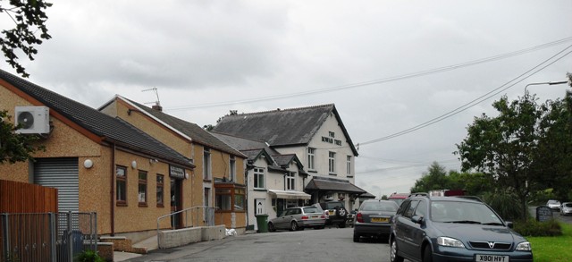 Drinking Pubs – Treharris District