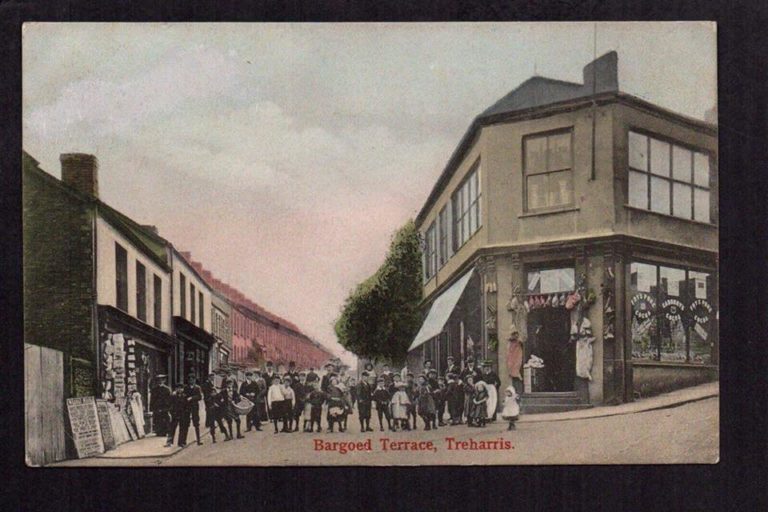 Then and now – Treharris District