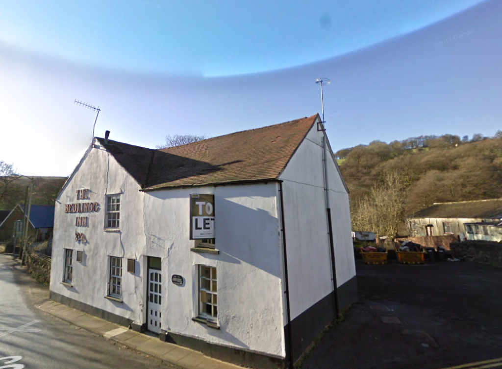 Drinking Pubs – Treharris District