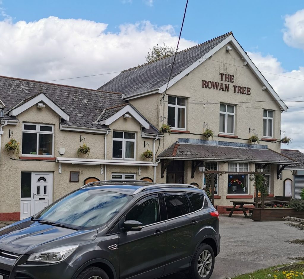 Drinking Pubs – Treharris District